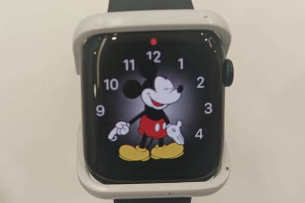 Best Apple Watch Faces + Our Free Exclusive Collection - Superwatches
