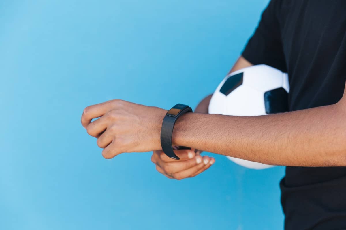 Best Smartwatch for Football Players and Referees - Superwatches